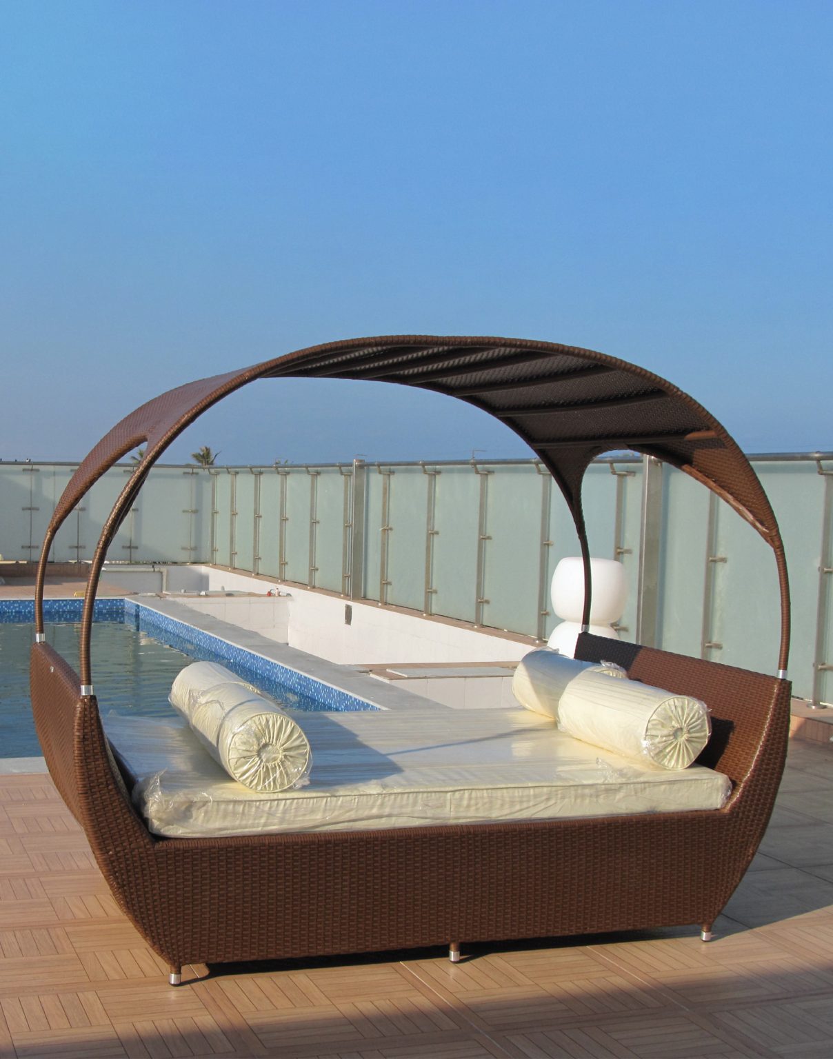 Walton Cabana – Best Cabana Seating | Ellements